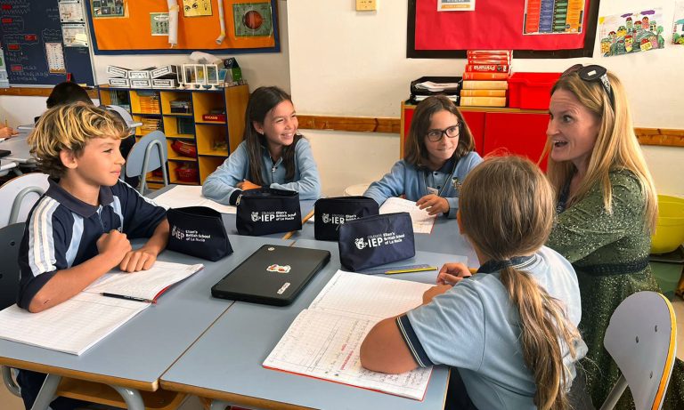 Entrevista a Louise Letchford, nuestra directora de Early Years - Elian ...